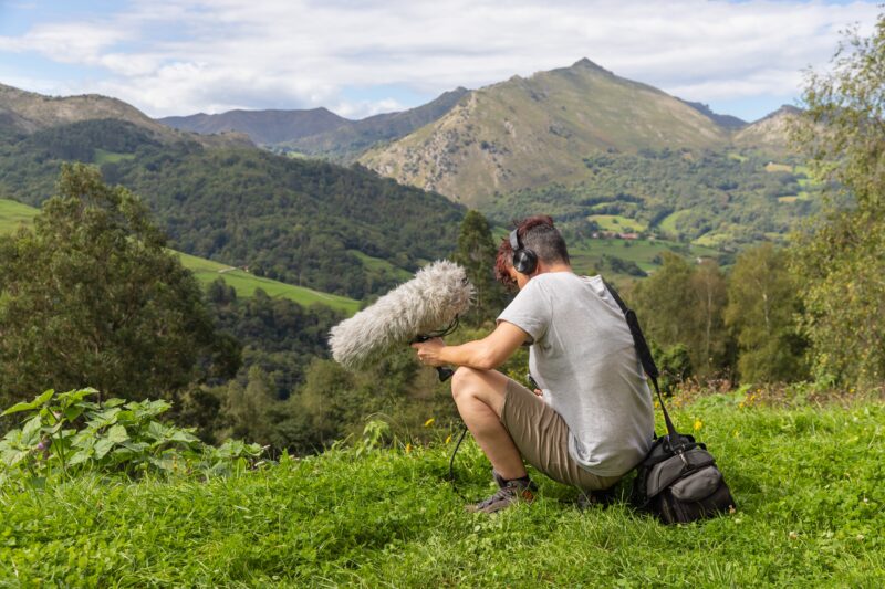 A Beginner's Guide to Field Recording - Indie Tips